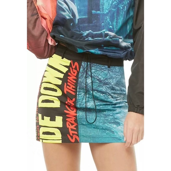 Forever 21 | Skirts | Forever 2 X Stranger Things Upside Down Skirt ...